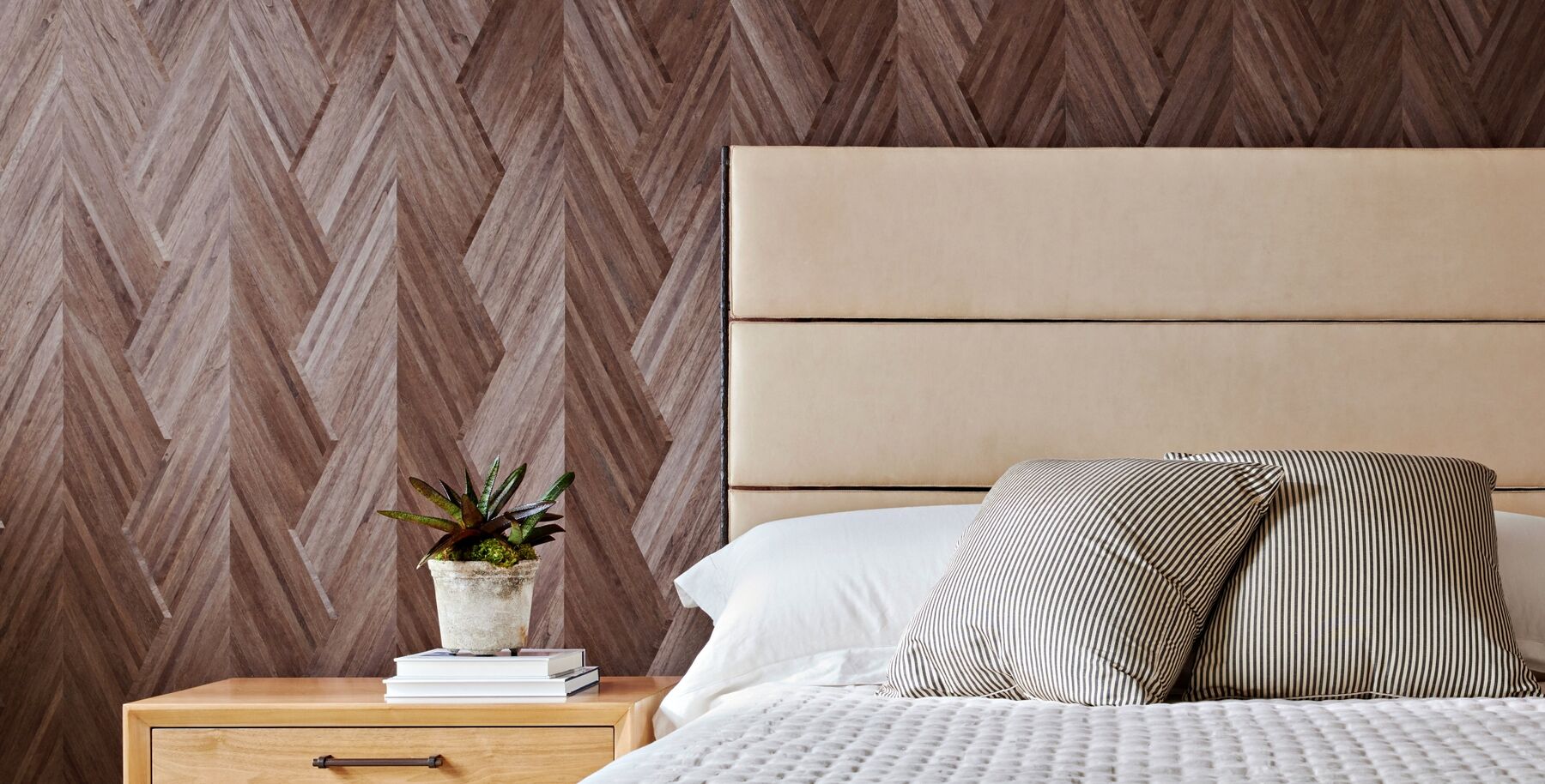 Clark | Gregorius Pineo